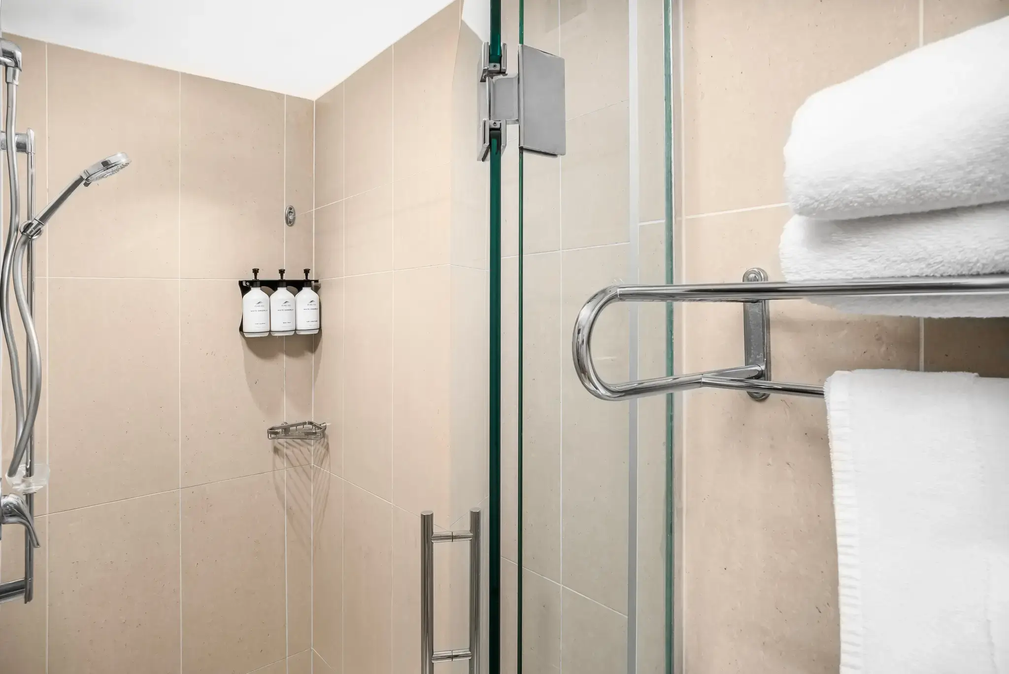 Stay - Holiday Inn Suva Fiji